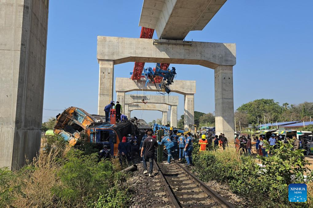 Official: 29 dead, 67 injured after crane collapse derails train in ...